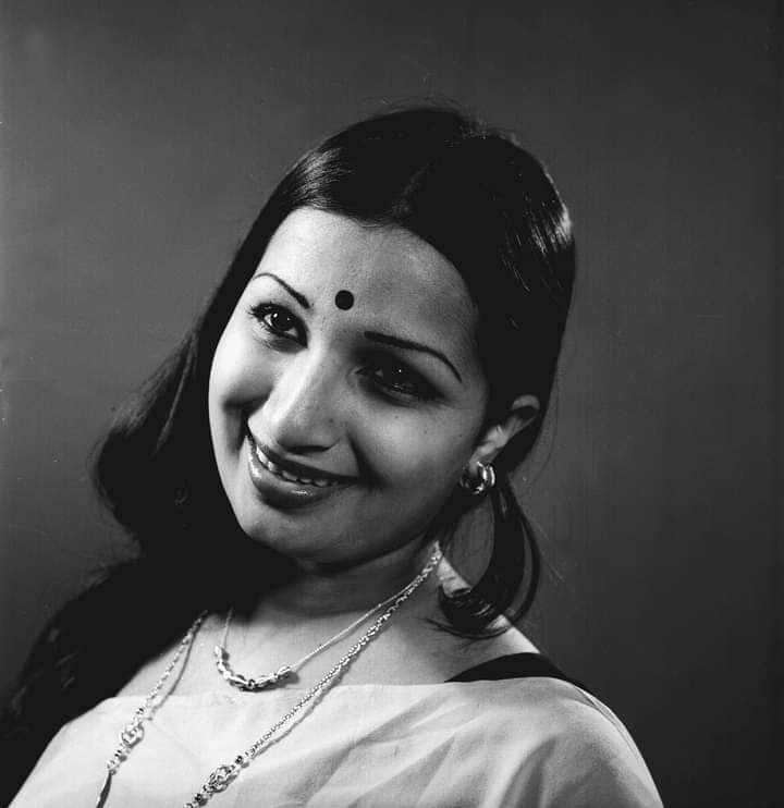 హలం... నువ్వుంటే కోలాహలం... లేకుంటే హాలాహలం... - Muchata