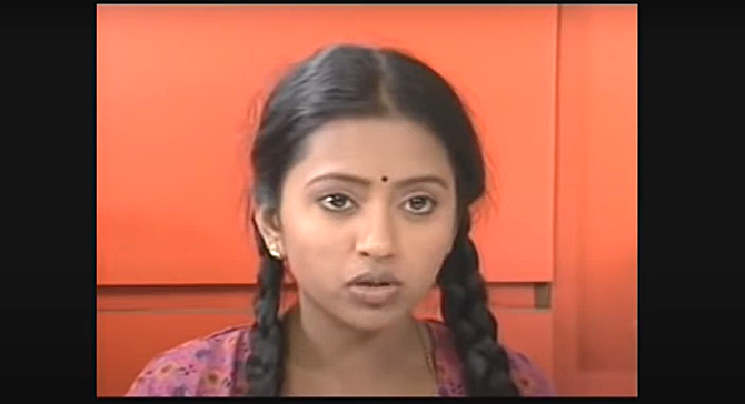 సీనియర్ యాంకర్ సుమ తన టీవీ కెరీర్ మొదట్లో ఎలా ఉండేది..? - Muchata