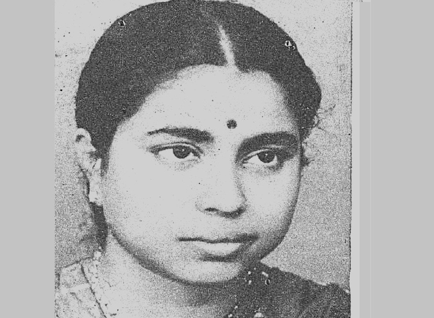 కోమల’మైన గళం... శాస్త్రీయ స్వరజ్ఞానం... ఇండస్ట్రీ గుర్తించలేదు... - Muchata